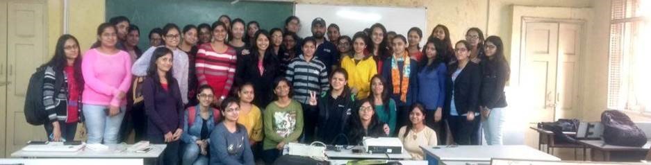 geek97 hosted Angular workshop for girls students – Dhananjay Kumar